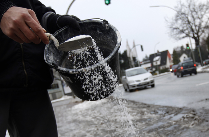 Ice Melt Information Library Archives - Ice Melter Distributor | Salt ...